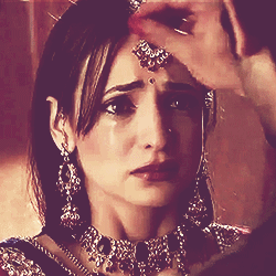 13 TV Serial GIFS For All Time Drama Fanatics!!