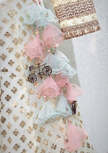 15 Latkan Designs To Transform Your Bridal Lehenga