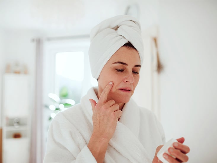 4 Ways To Use Glycerine For Healthy & Glowing Face